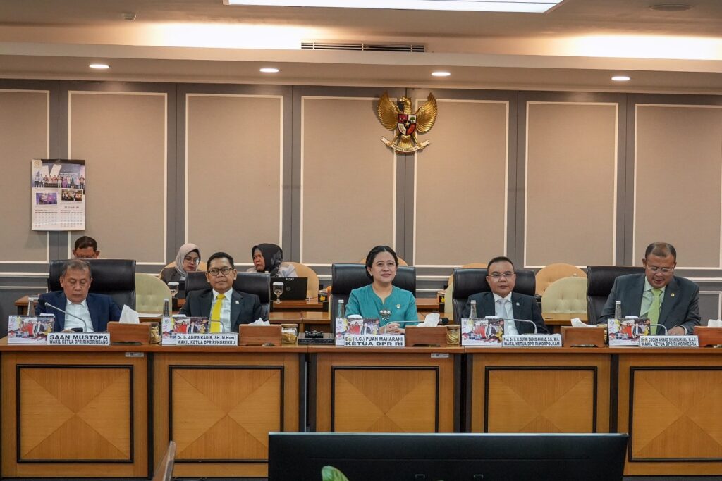 DPR RI Resmi Tetapkan Mitra Kerja 13 Komisi dalam Rapat Paripurna - FRAKSI GERINDRA DPR-RI